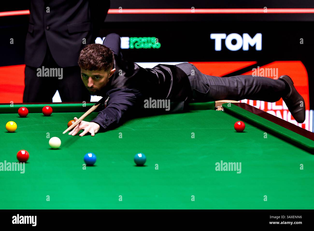Sheffield, UK. 21st Apr, 2025. Joe O'Connor plays a shot during the ...
