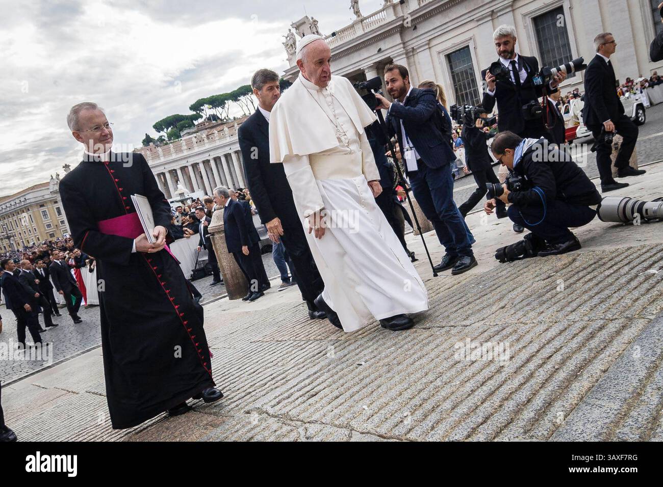 Jorge Mario Bergoglio, Pope Francis, has died at the age of 88 ...
