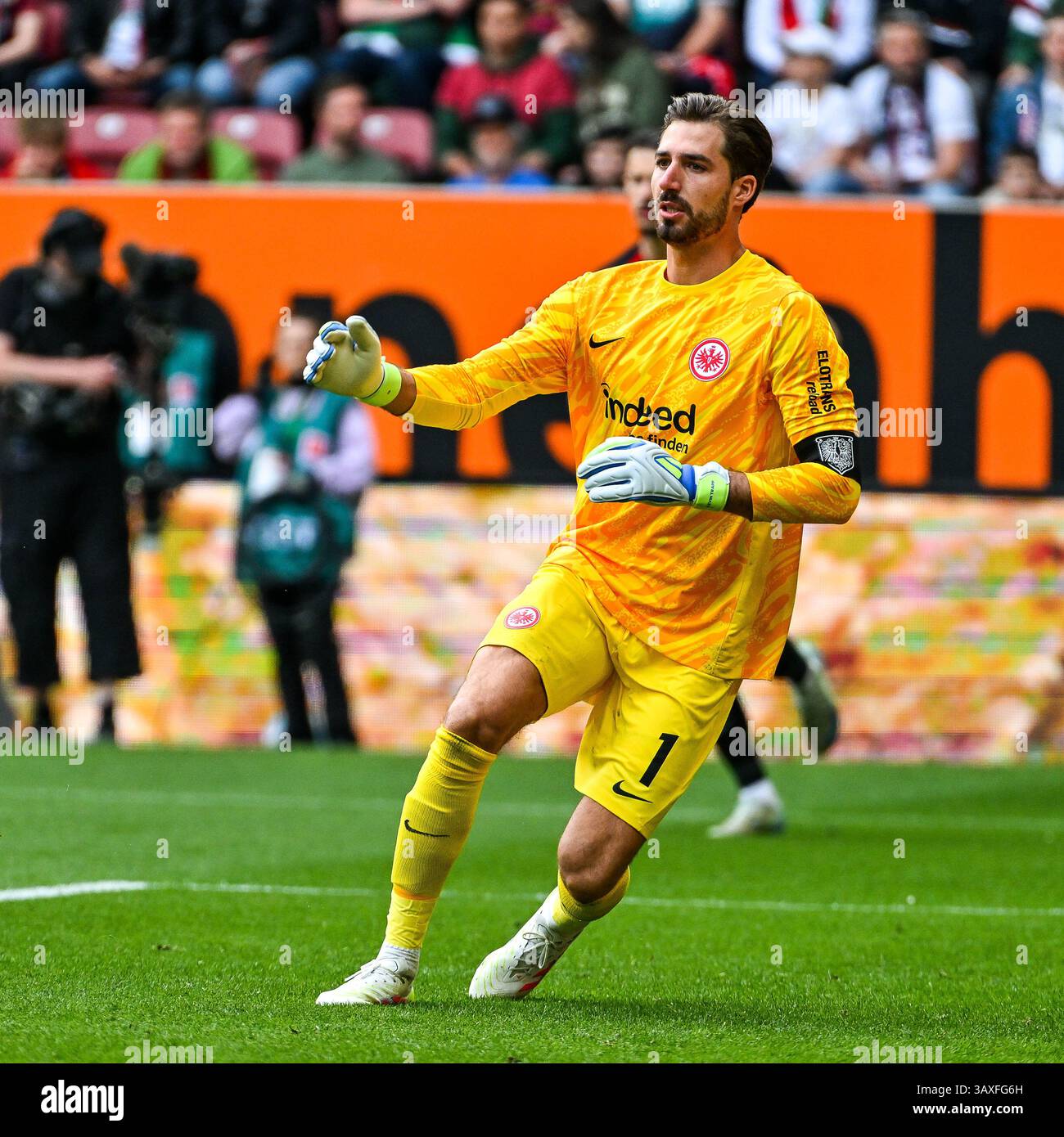 20.04.2025, WWK-Arena, Augsburg, GER, 1. FBL, FC Augsburg vs Eintracht ...
