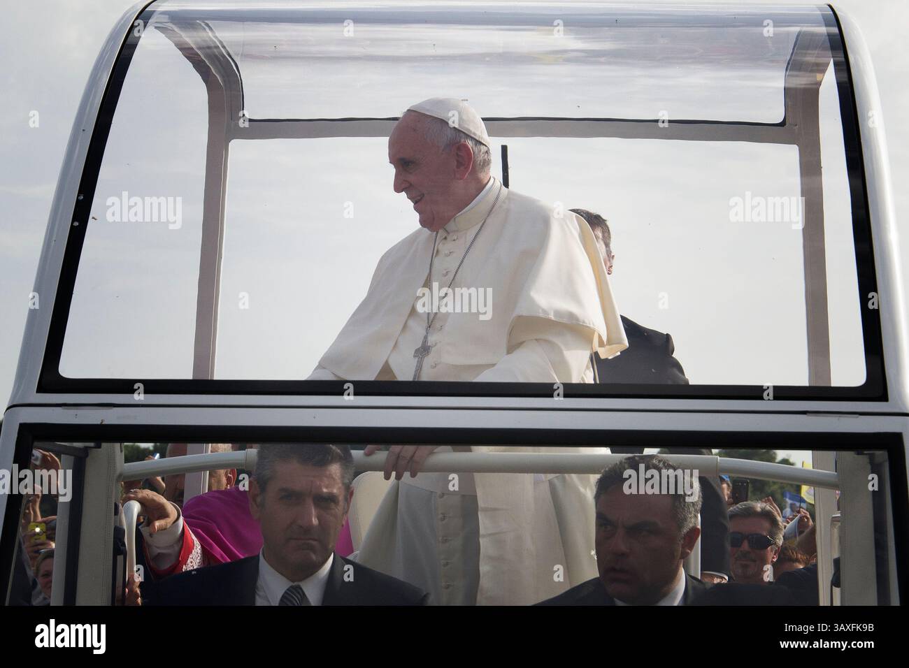 Pope Francis birth name Jorge Mario Bergoglio is the 266th Pope of the ...