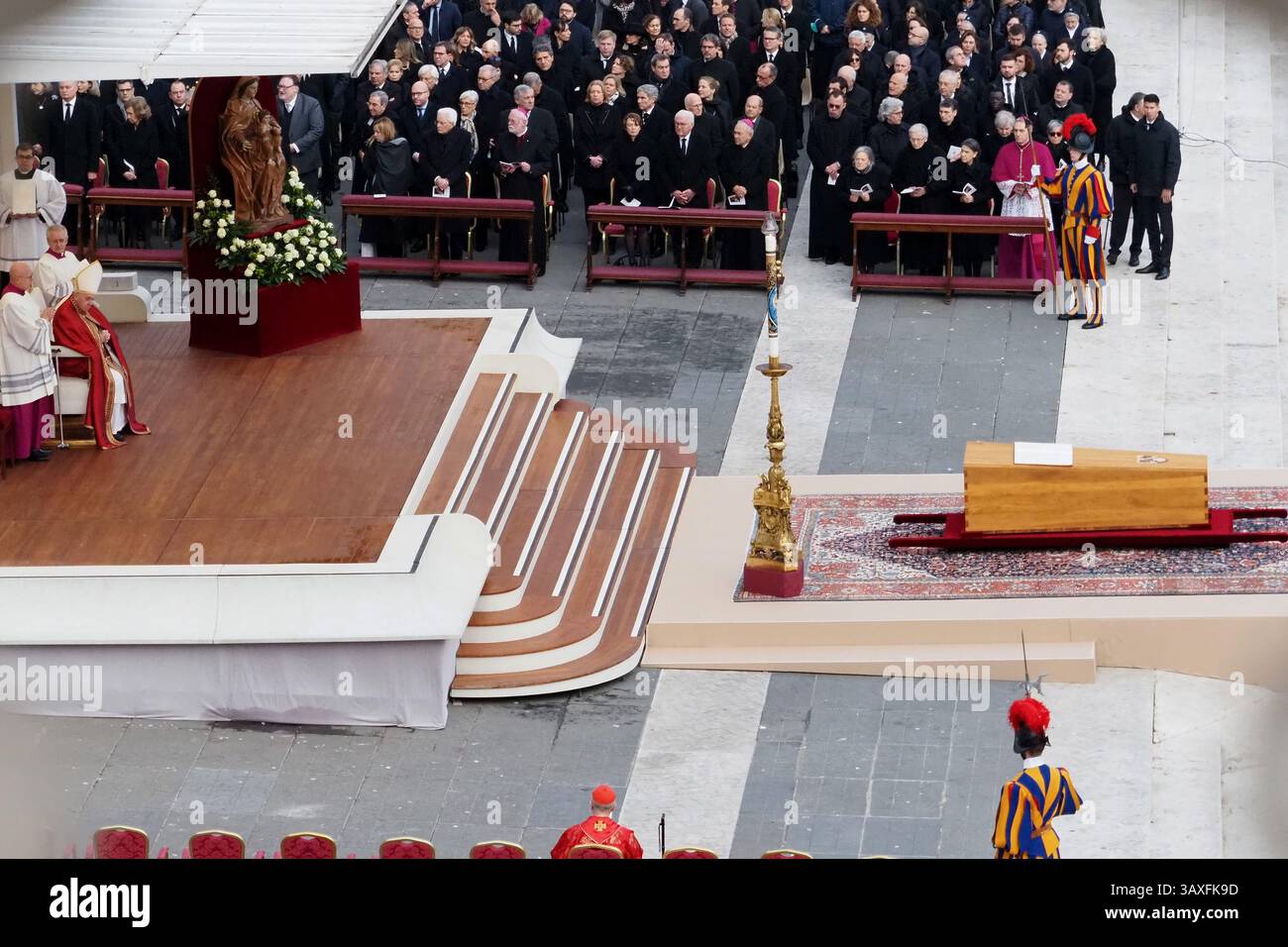 Pope Francis birth name Jorge Mario Bergoglio is the 266th Pope of the ...