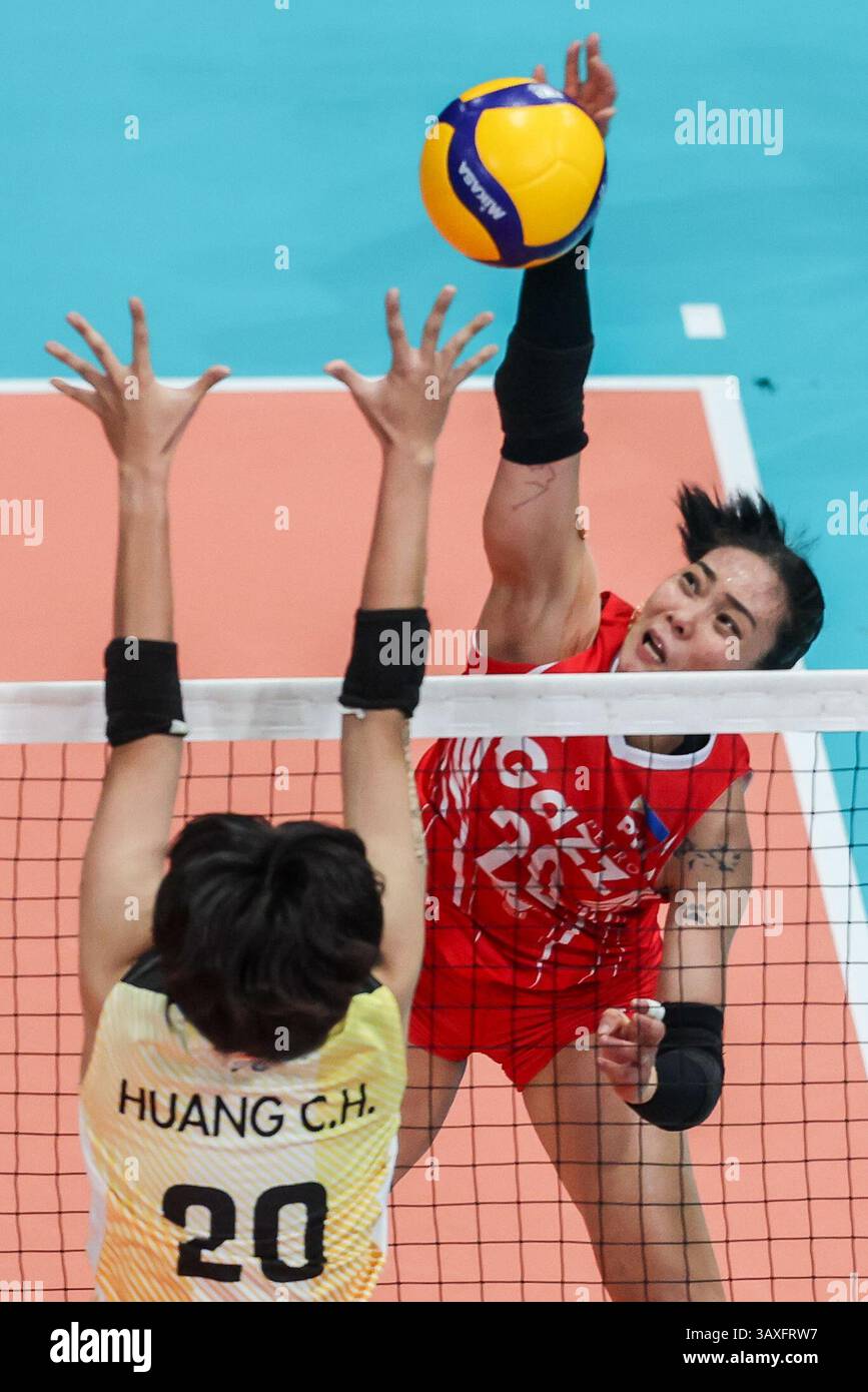 Pasig City, Philippines. 21st Apr, 2025. Jonah Sabete (R) of the ...