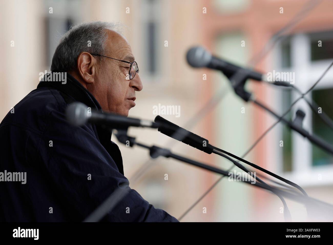 Ostermarsch 2025 21.04.2025 Demo und Kundgebung in Frankfurt zur ...