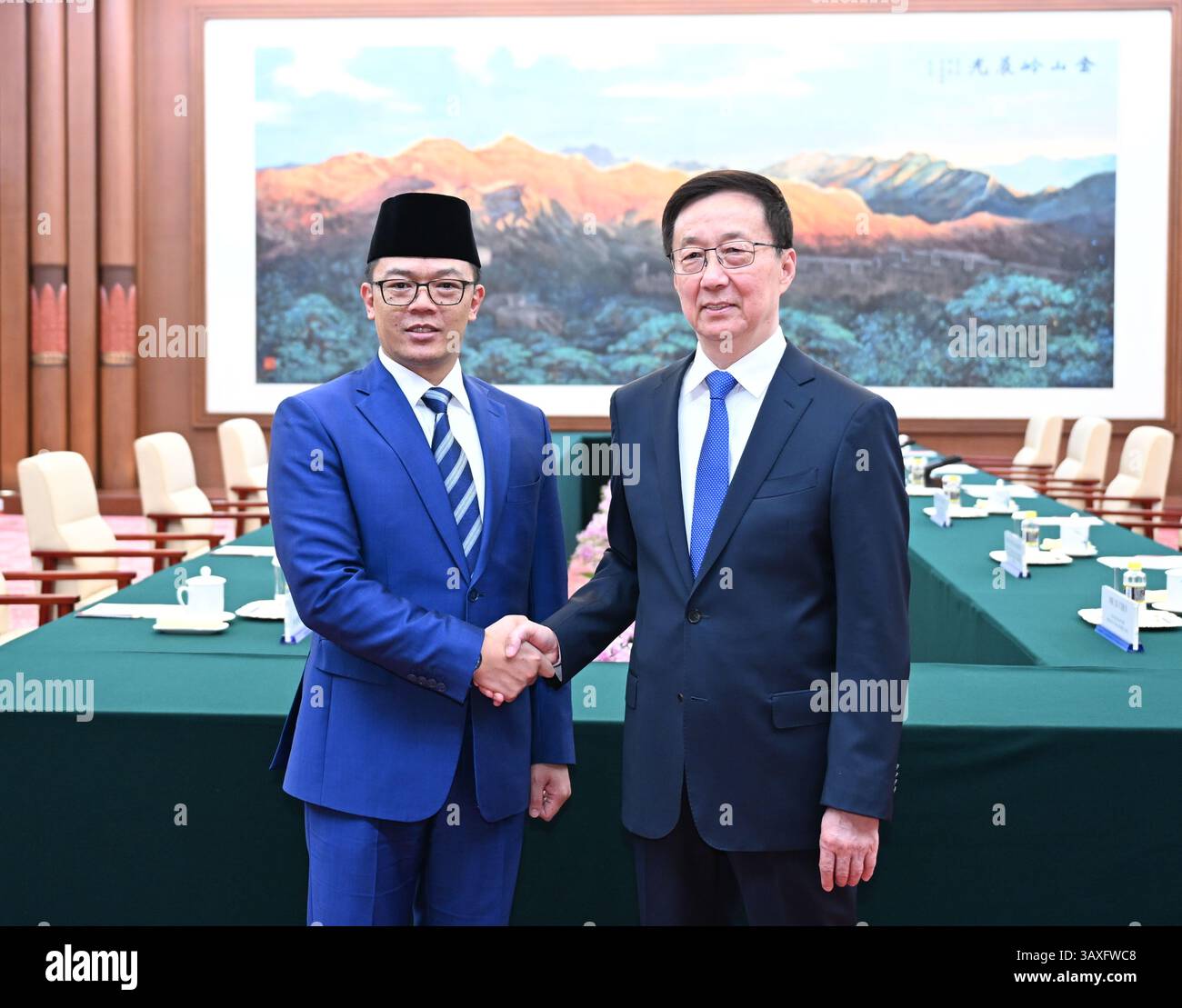 Beijing, China. 21st Apr, 2025. Chinese Vice President Han Zheng meets ...