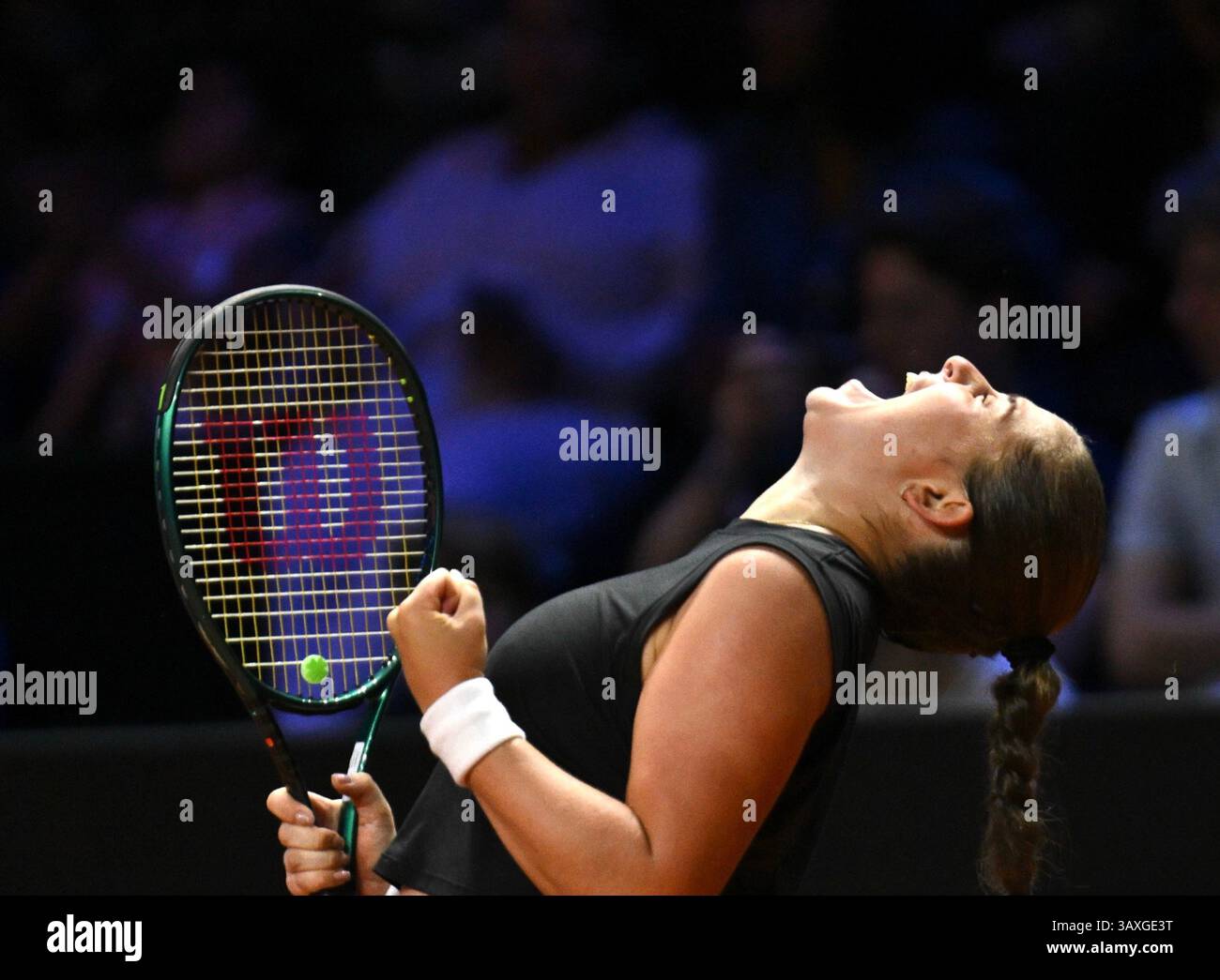 Stuttgart, Germany. 21st Apr, 2025. Tennis: WTA Tour - Stuttgart ...