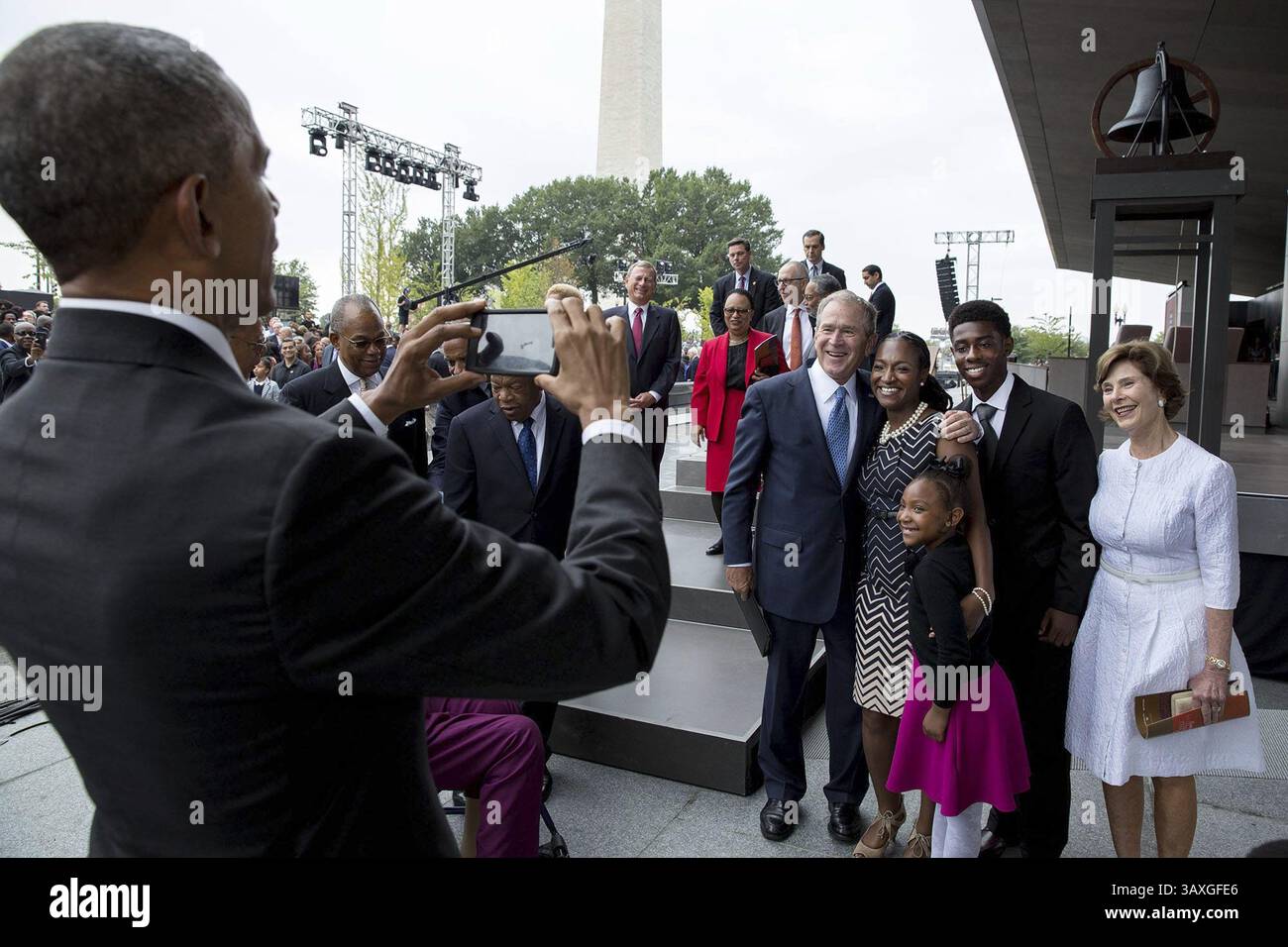 Young george w bush hi-res stock photography and images - Alamy