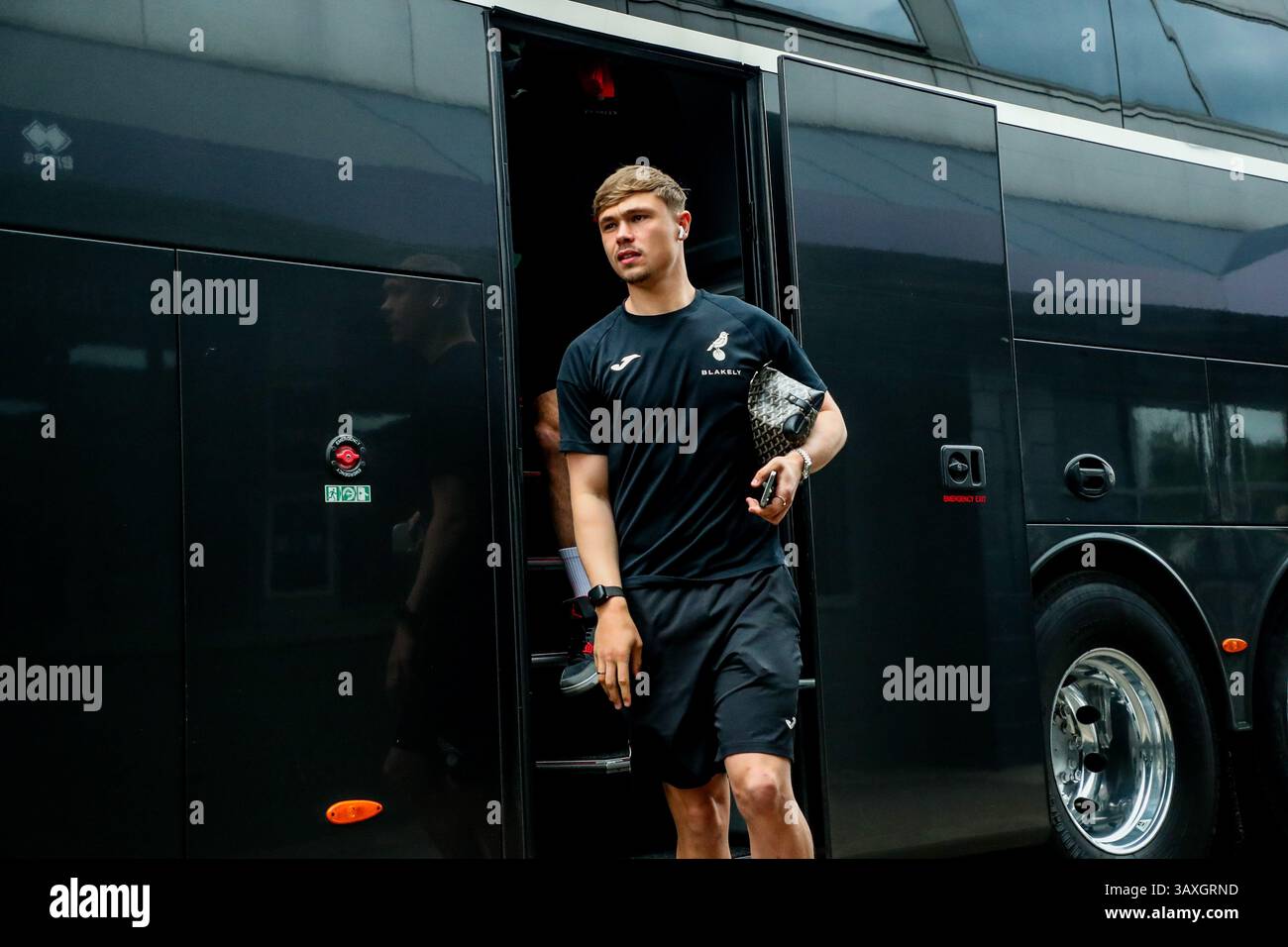 London, UK. 21st Apr, 2025. Callum Doyle of Norwich City arrives at The ...