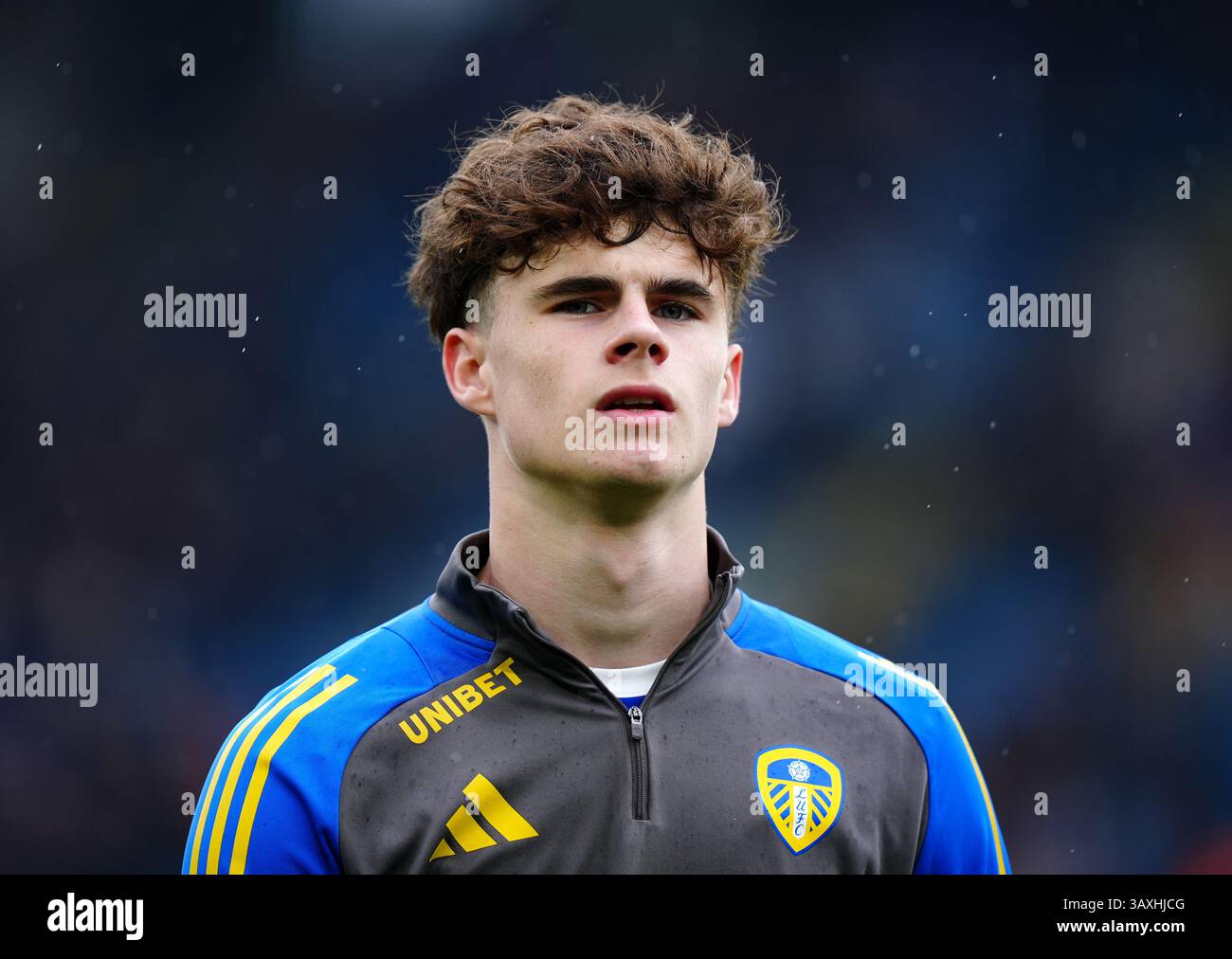 Leeds United's Harry Gray warms up before the Sky Bet Championship ...