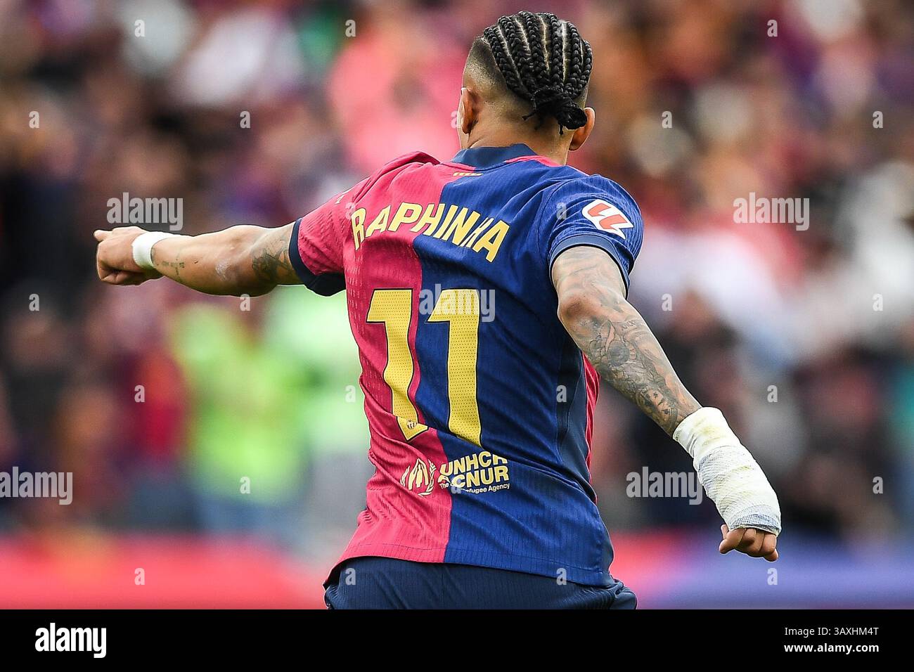 Raphael DIAS BELLOLI (Raphinha) of Barcelona celebrates his goal during ...