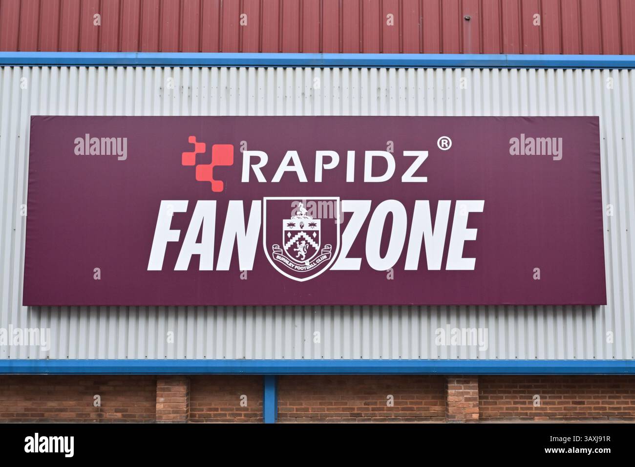 Turf Moor, Burnley, Lancashire, UK. 21st Apr, 2025. EFL Championship ...