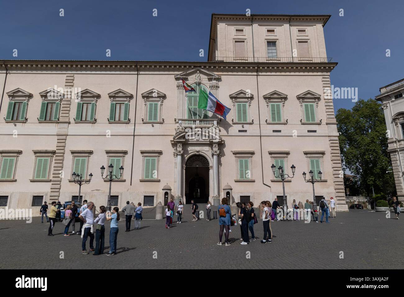 Rome, Italy. 21st Apr, 2025. Flags at half-mast on the Quirinale Palace ...
