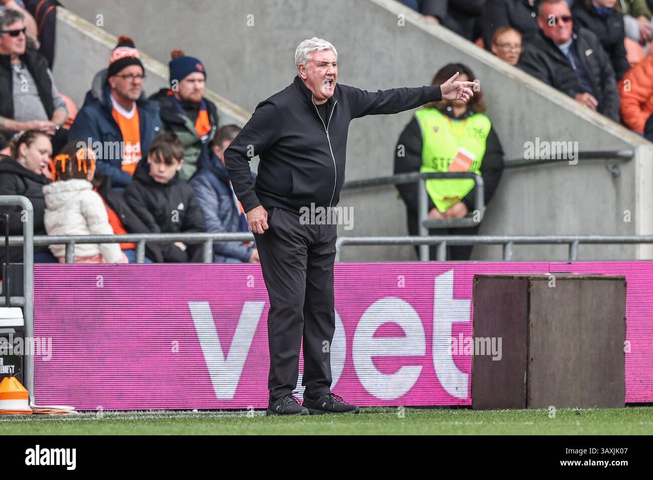 Blackpool, UK. 21st Apr, 2025. Steve Bruce manager of Blackpool gives ...