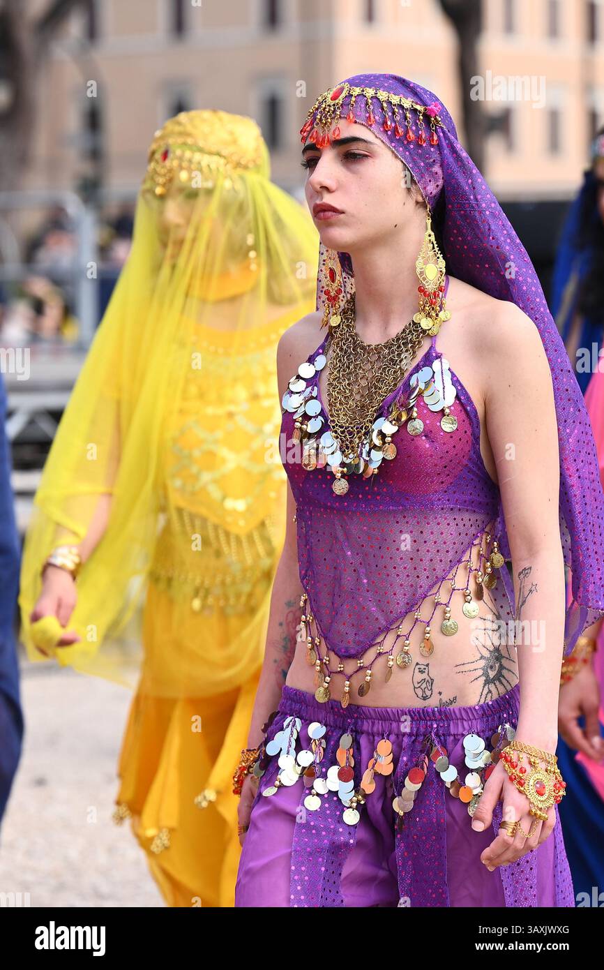 The Gruppo Storico Romano, organized the XXV edition of the Natale di ...