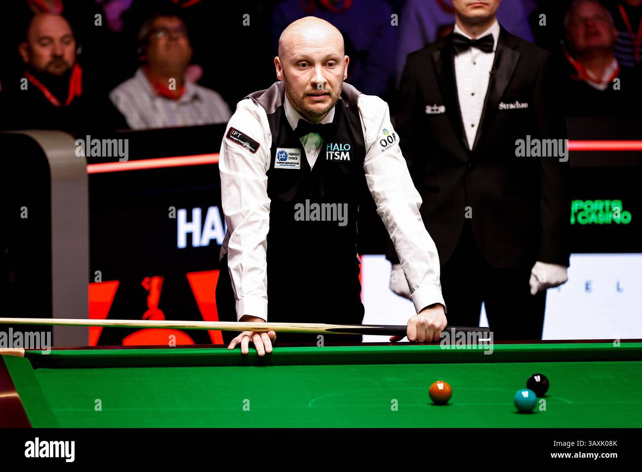 Sheffield, UK. 21st Apr, 2025. Zak Surety reacts during the 2025 Halo ...