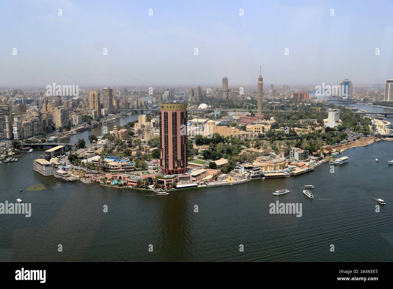 Cairo. 21st Apr, 2025. This photo taken on April 21, 2025 shows a view ...