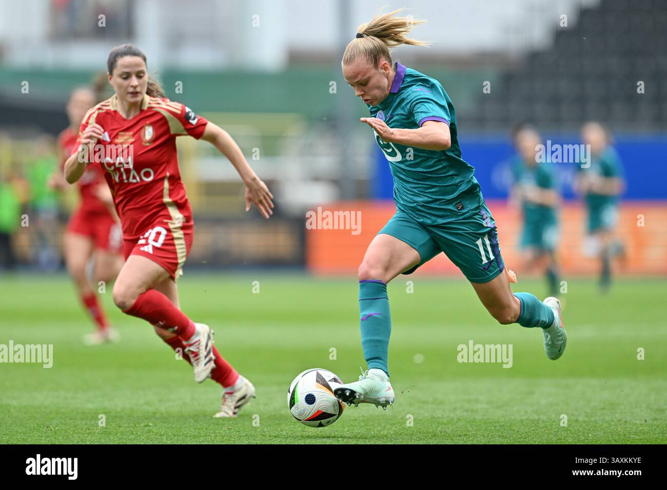 Leuven, Belgium. 21st Apr, 2025. Sarah Wijnants (11) of Anderlecht ...