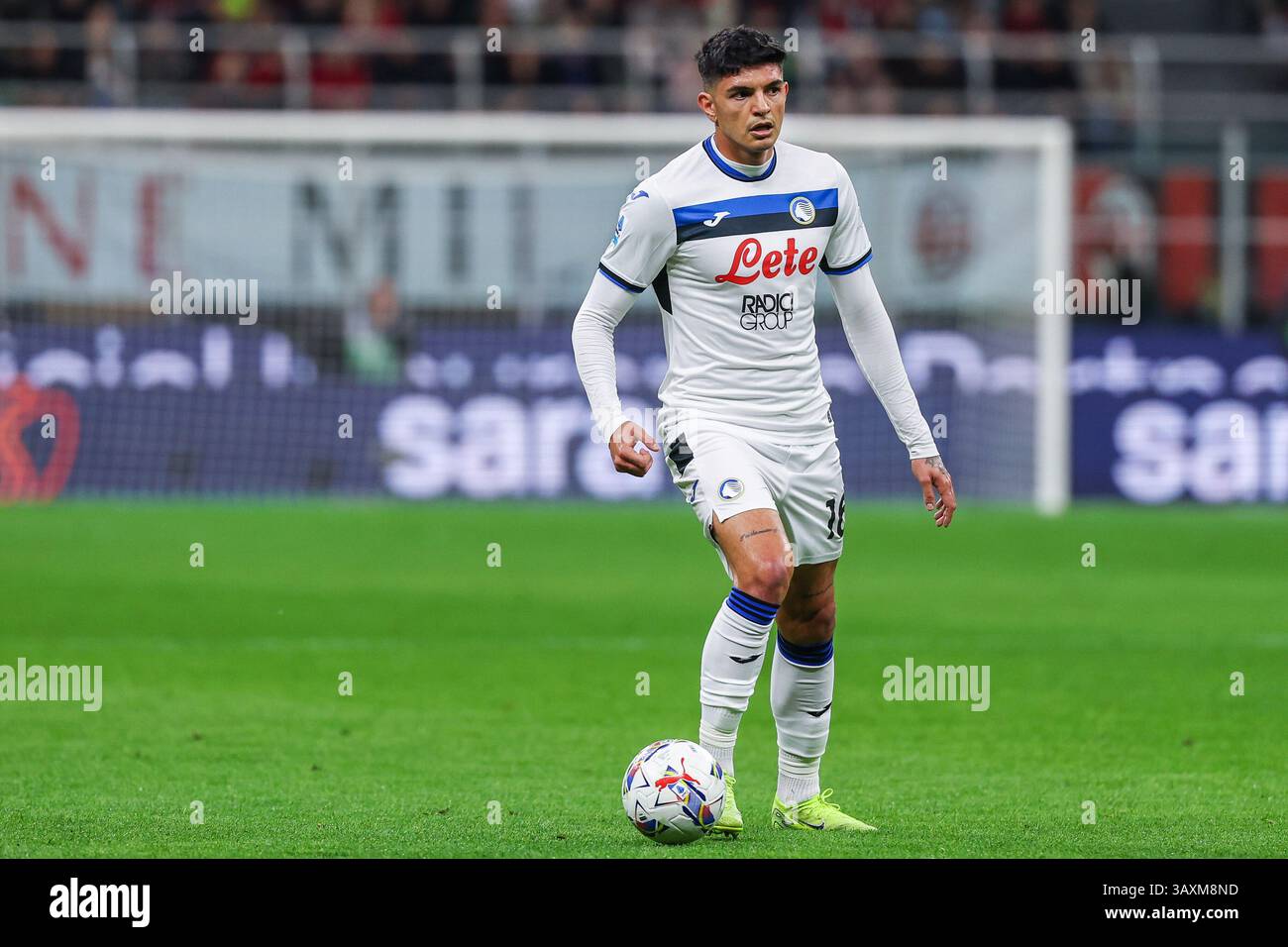 Milan, Italien. 20th Apr, 2025. Raoul Bellanova of Atalanta BC seen in ...