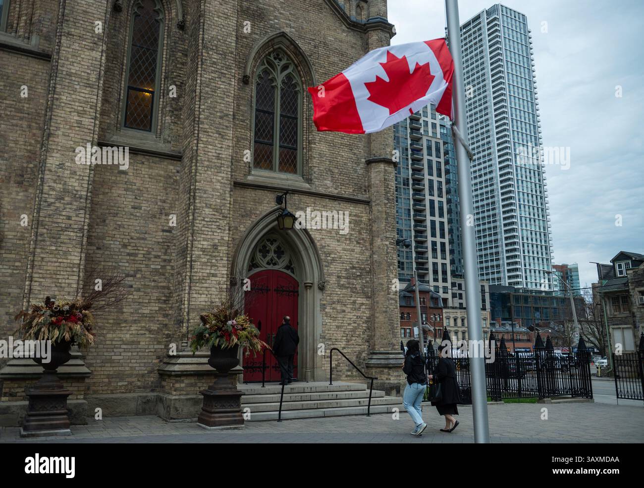 Toronto, Canada. 21st Apr, 2025. People visit St. Michael's Cathedral ...