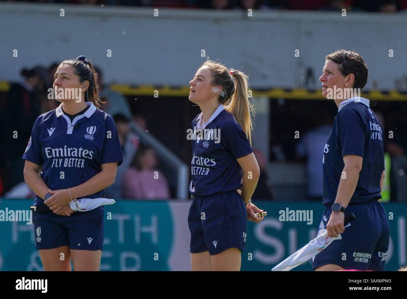 Assistant Referee 2: Maria Heitor (FPR), Referee: Lauren Jenner (FIR ...