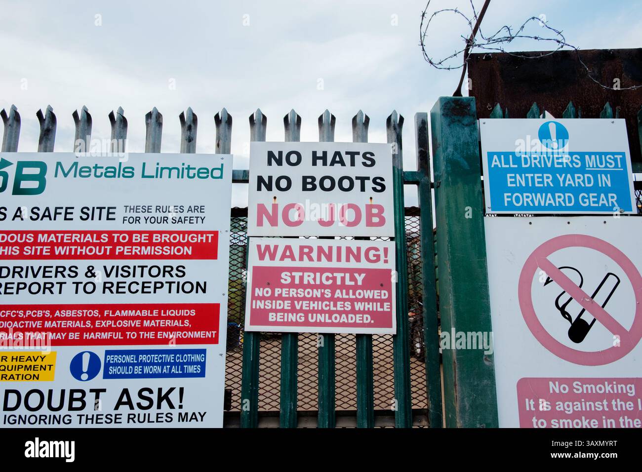 Gateshead UK: 5th Dec 2024: No hats no boots no job sign displayed at ...
