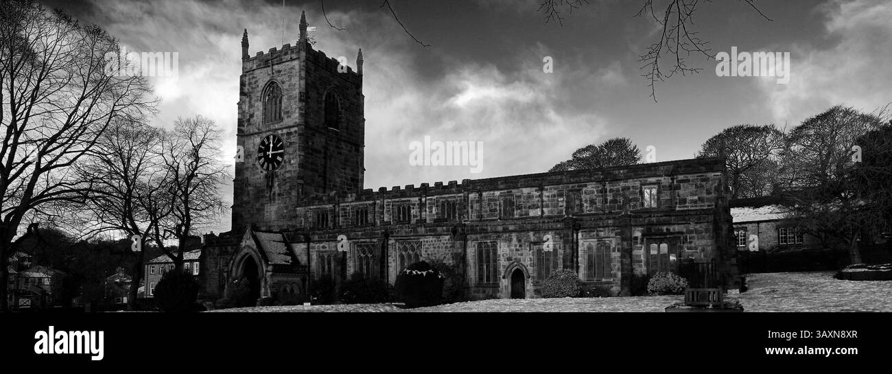 Winter snow on the Holy Trinity Church, Skipton town, North Yorkshire ...