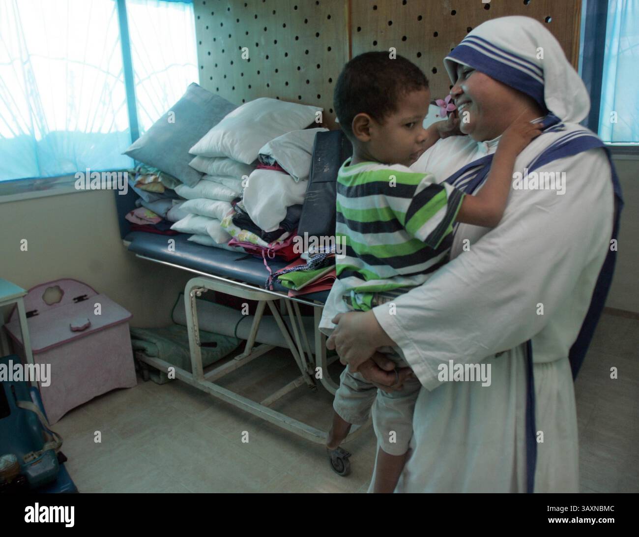 Monjas de misioneras hi-res stock photography and images - Alamy