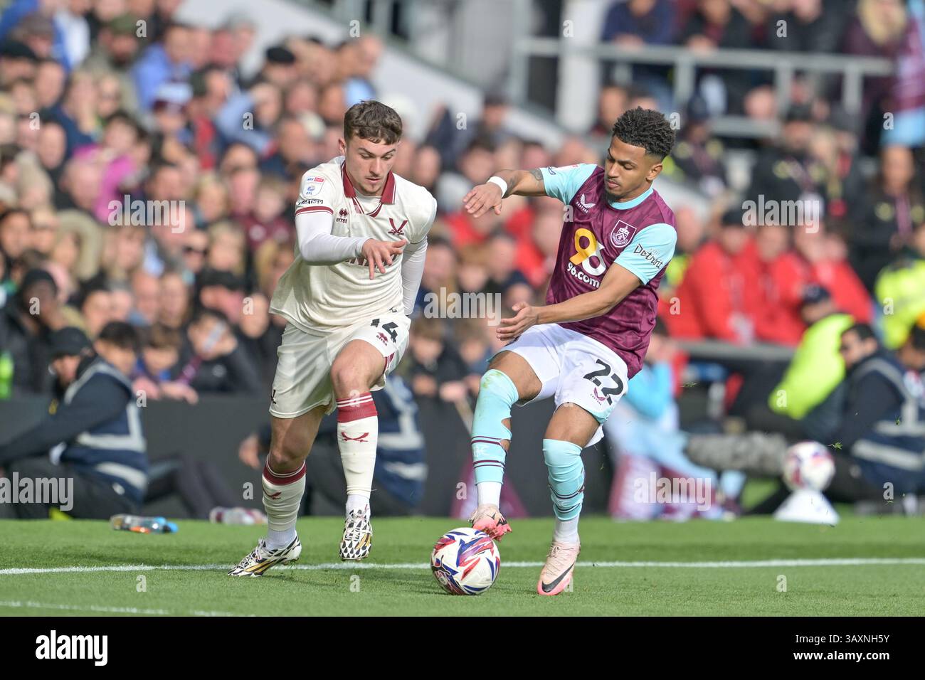 Turf Moor, Burnley, Lancashire, UK. 21st Apr, 2025. EFL Championship ...