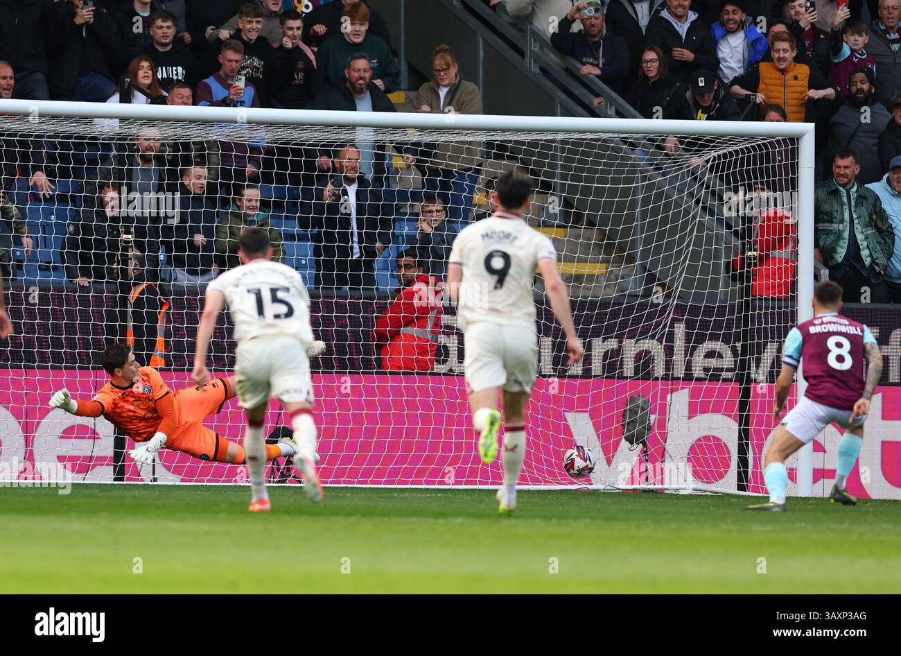 Burnley, UK. 21st Apr, 2025. Josh Brownhill of Burnley sends Michael ...