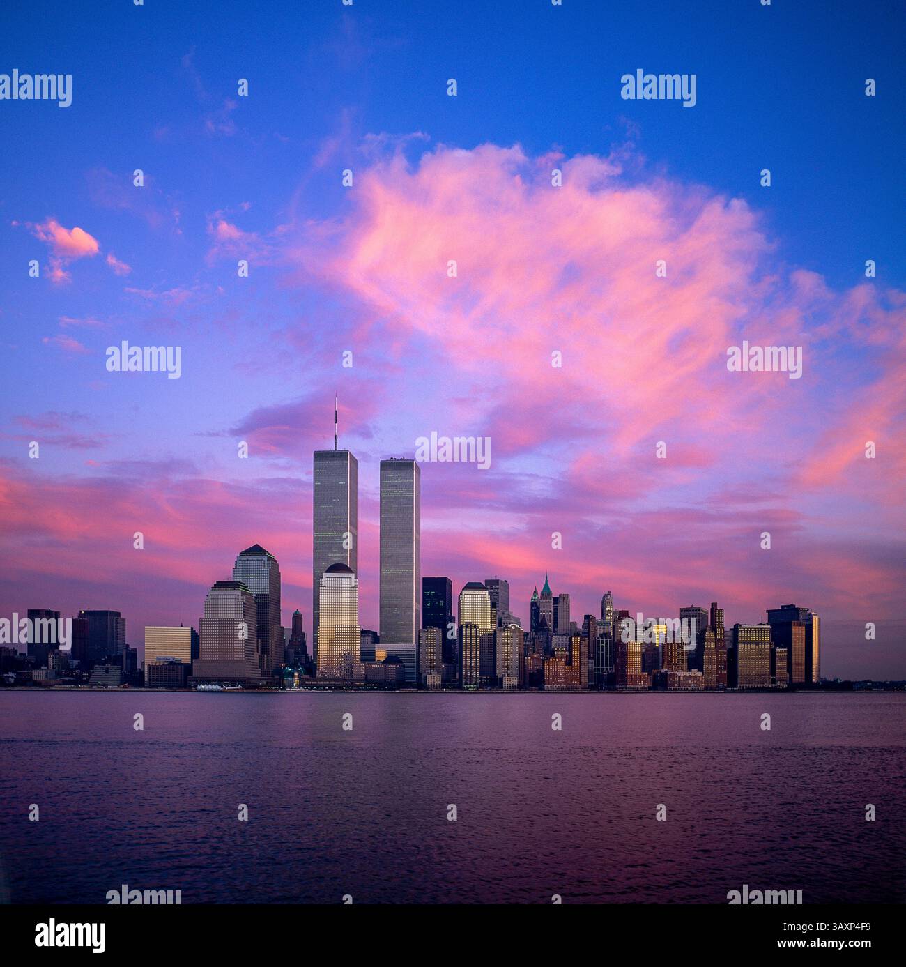 1990s new york city hi-res stock photography and images - Alamy
