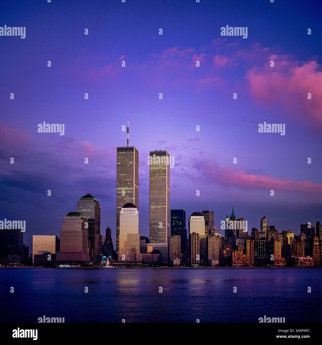 New York, vintage 1990s, lower Manhattan skyline, WTC World Trade ...