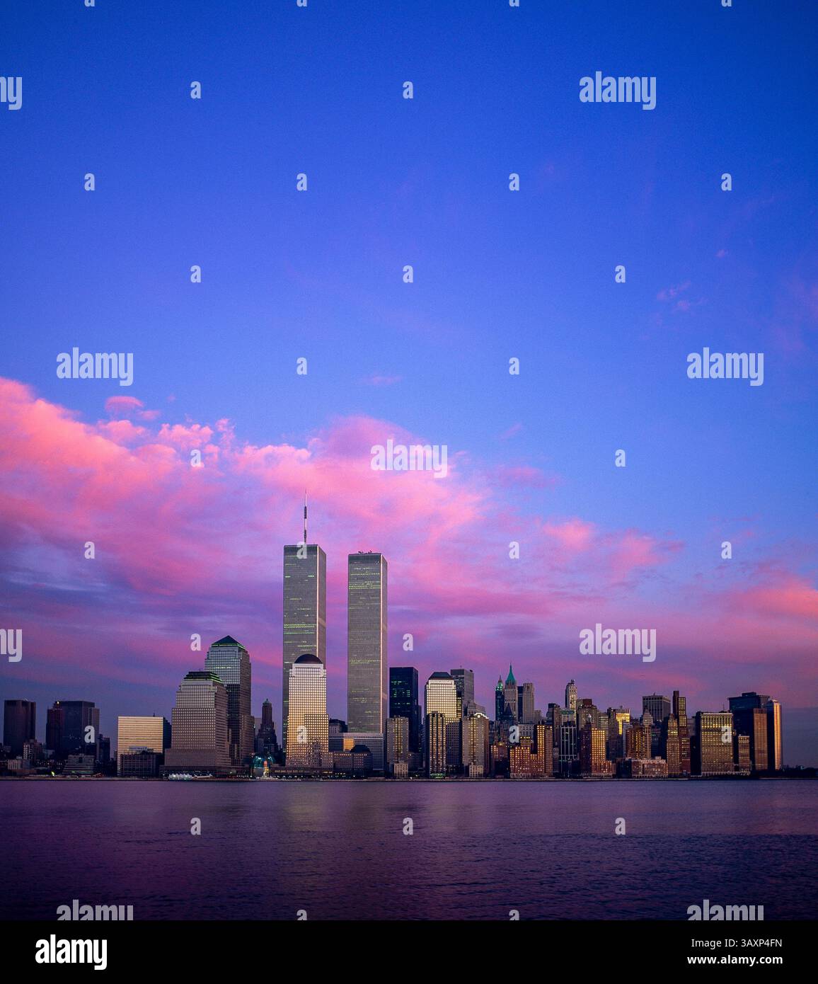 New York, vintage 1990s, lower Manhattan skyline, WTC World Trade ...