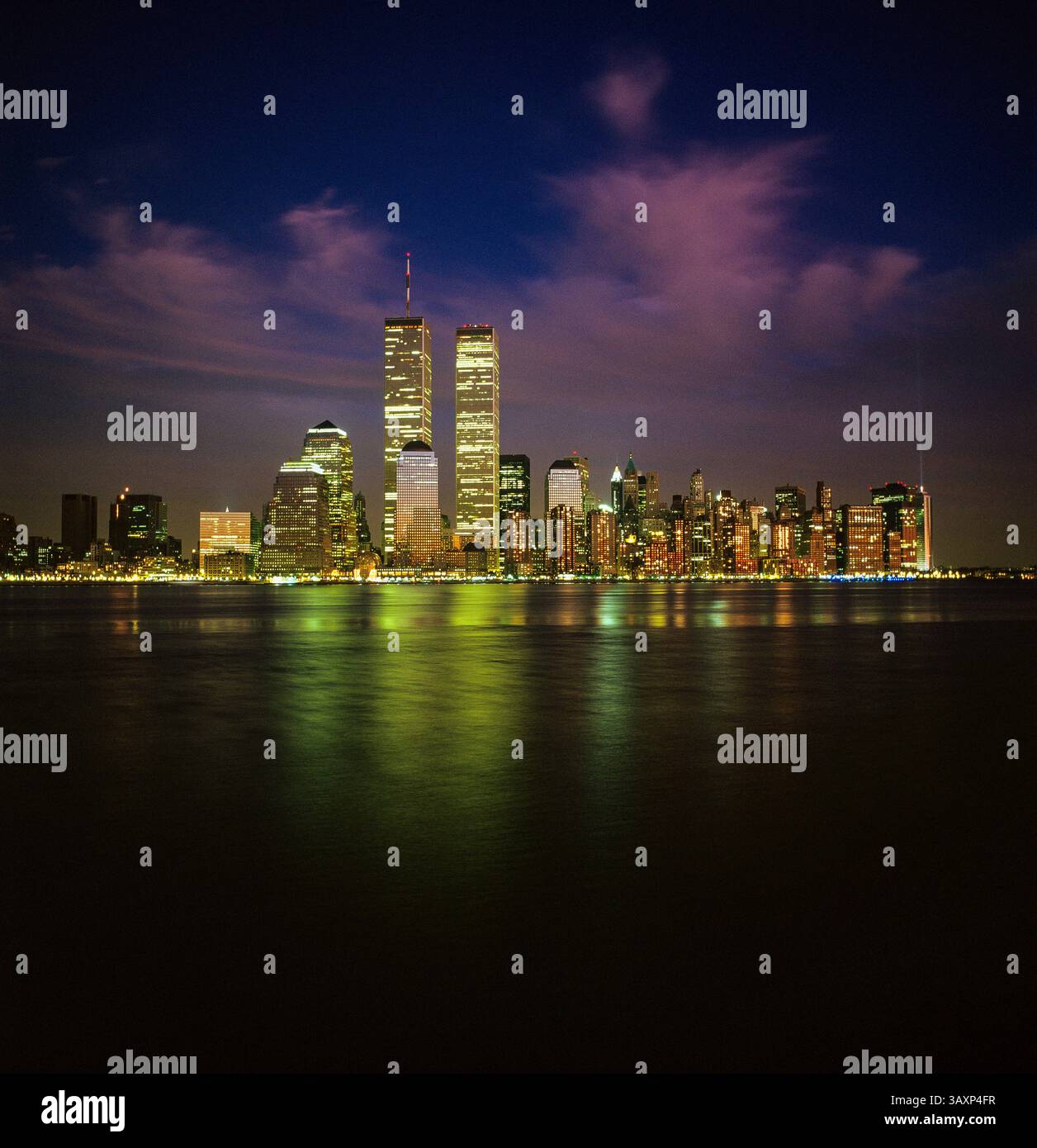 New York, vintage 1990s, lower Manhattan skyline, WTC World Trade ...