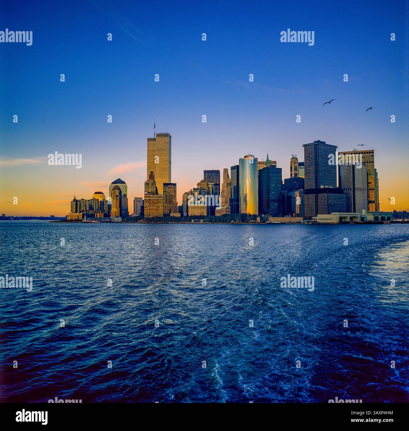 New York, vintage 1990s, lower Manhattan skyline, WTC World Trade ...