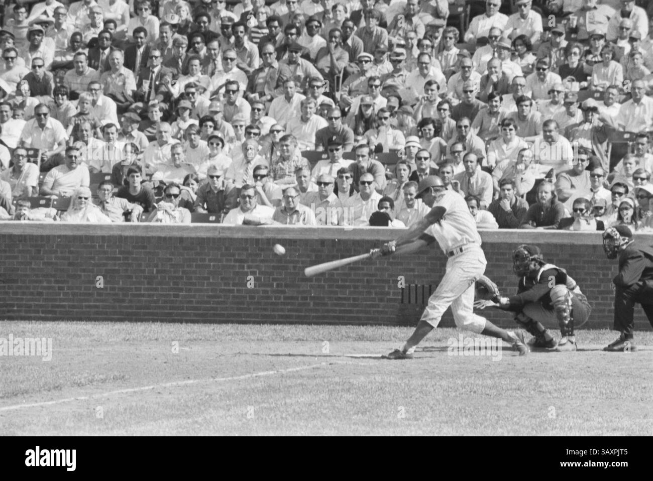Baseball game featuring Black and White Stock Photos & Images - Alamy