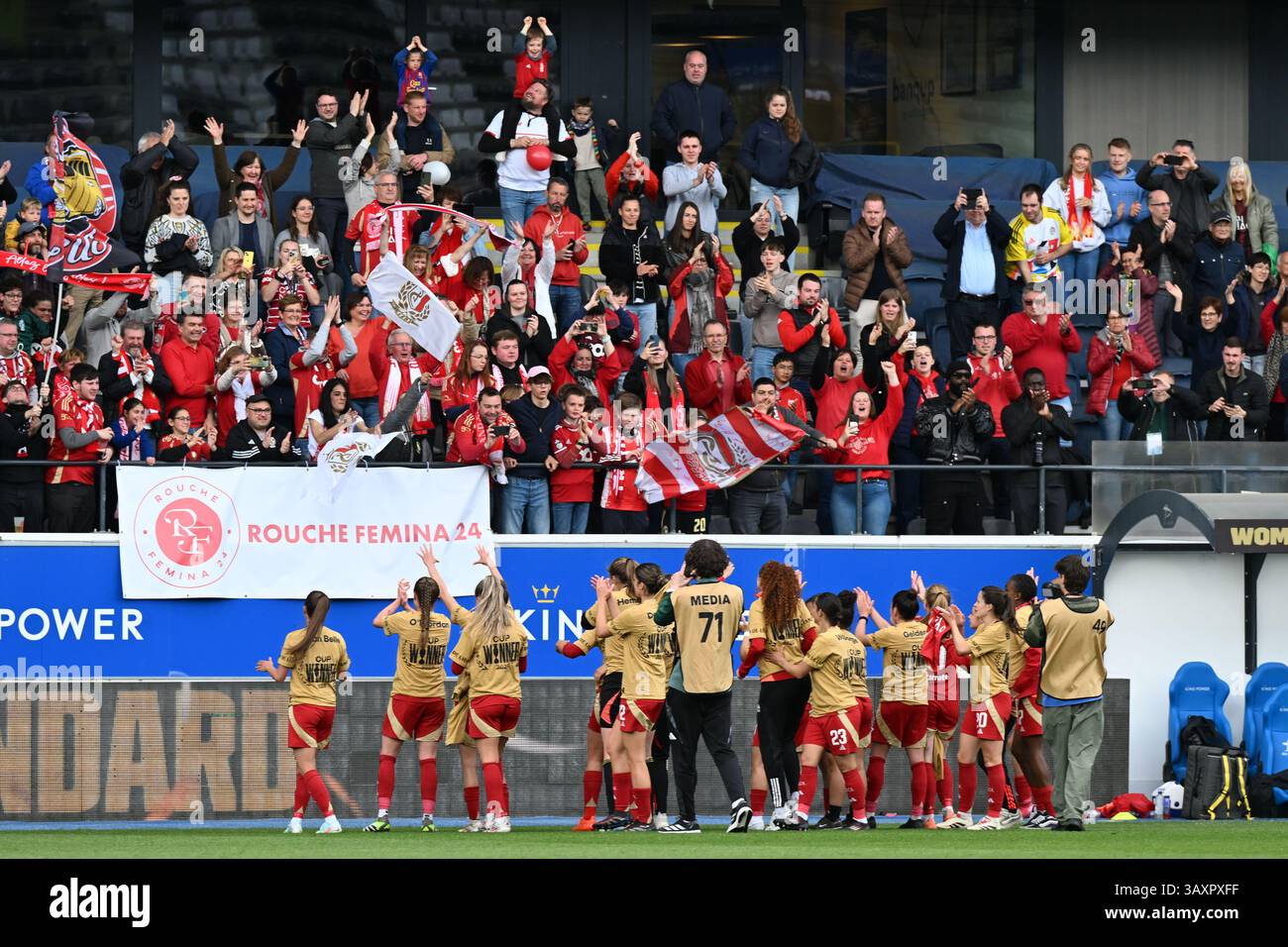 players of Standard pictured celebrating with their fans and supporters ...