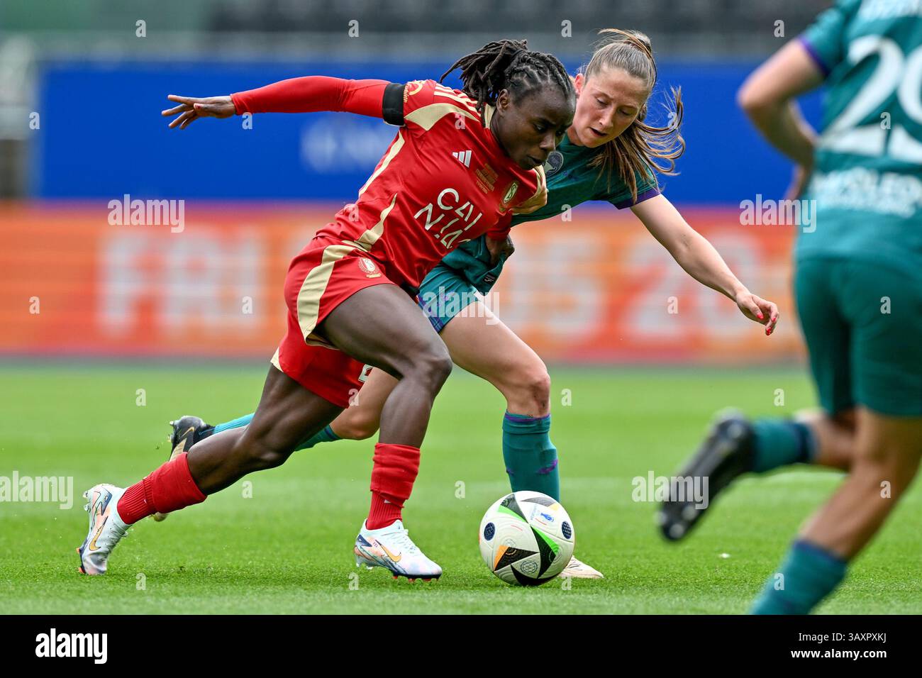 Leuven, Belgium. 21st Apr, 2025. Welma Fon (22) of Standard and Fran ...