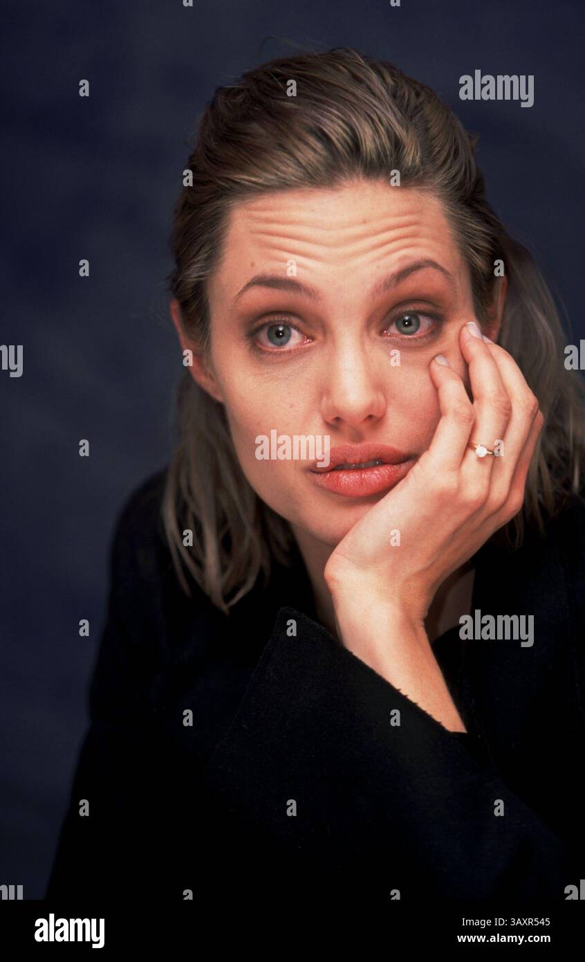 Dec 1, 1999 - Hollywood, California, U.S. - Actress ANGELINA JOLIE ...