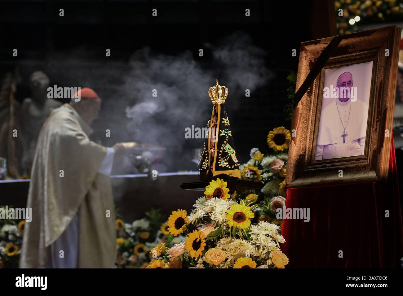 Rio De Janeiro, Brazil. 21st Apr, 2025. The Archbishop of Rio de ...