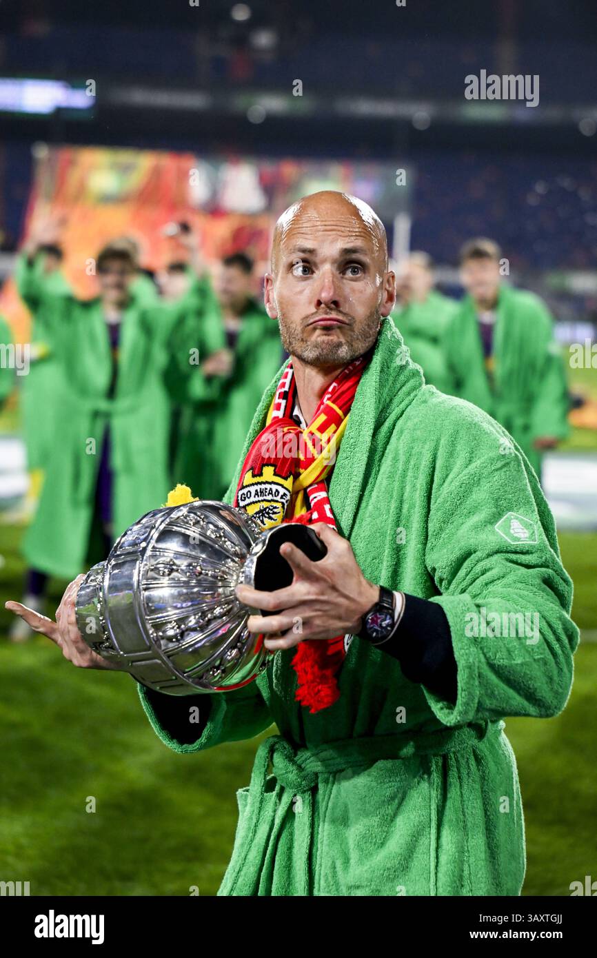ROTTERDAM - Go Ahead Eagles coach Paul Simonis celebrates winning the ...