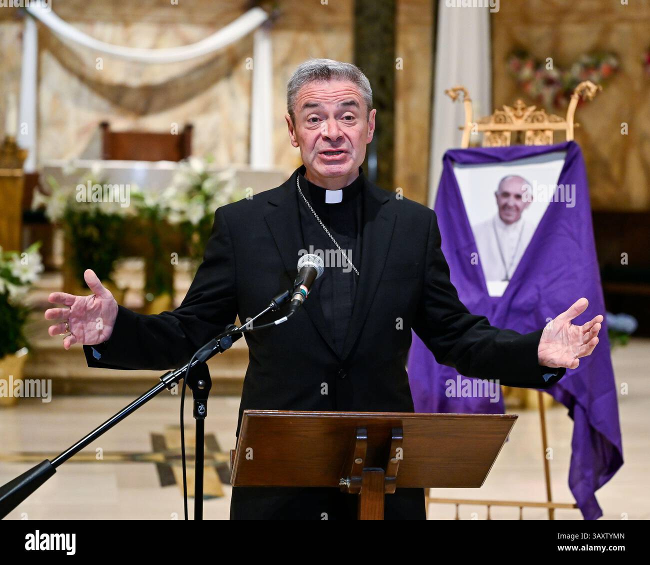New York, USA. 21st Apr, 2025. Bishop Robert Brennan, Bishop of ...