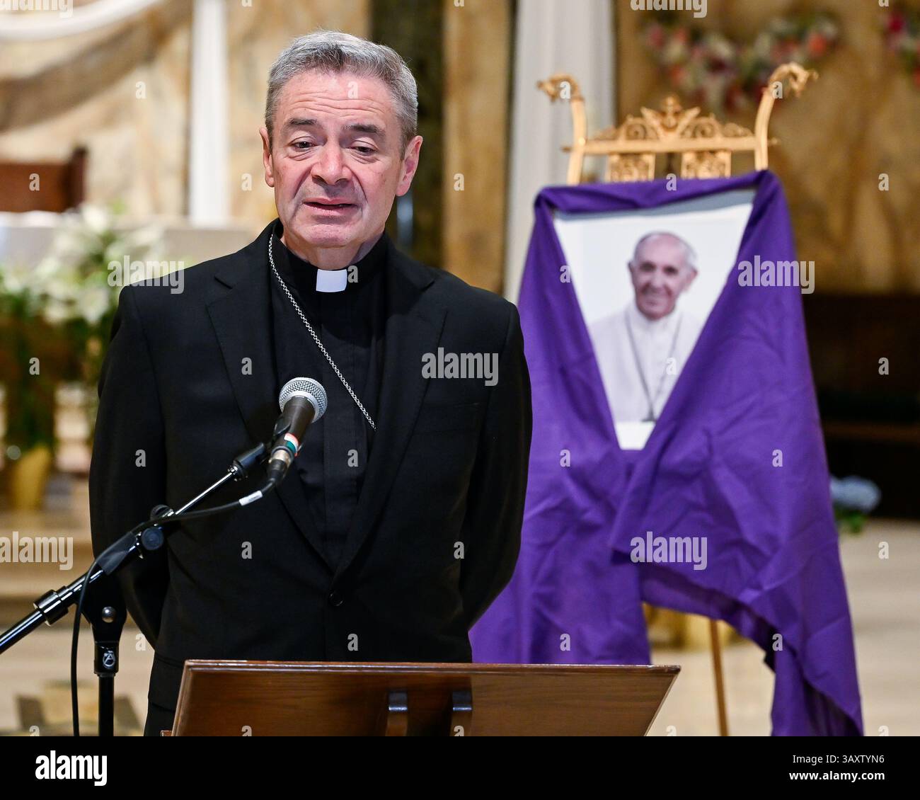 New York, USA. 21st Apr, 2025. Bishop Robert Brennan, Bishop of ...