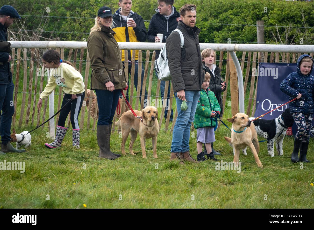 Show point hi-res stock photography and images - Alamy