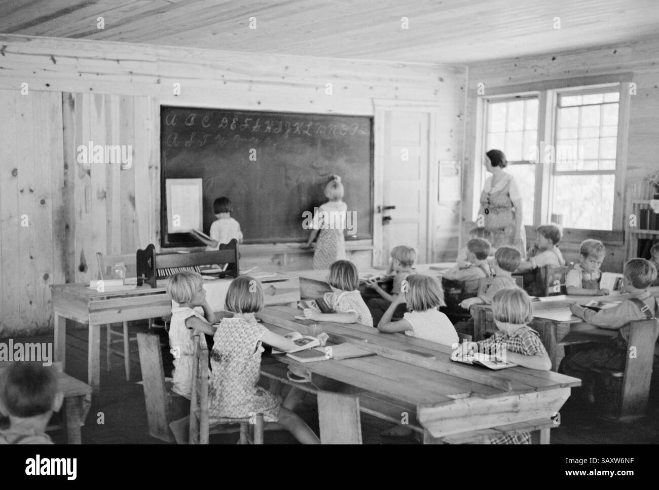 1930s school classroom hi-res stock photography and images - Alamy
