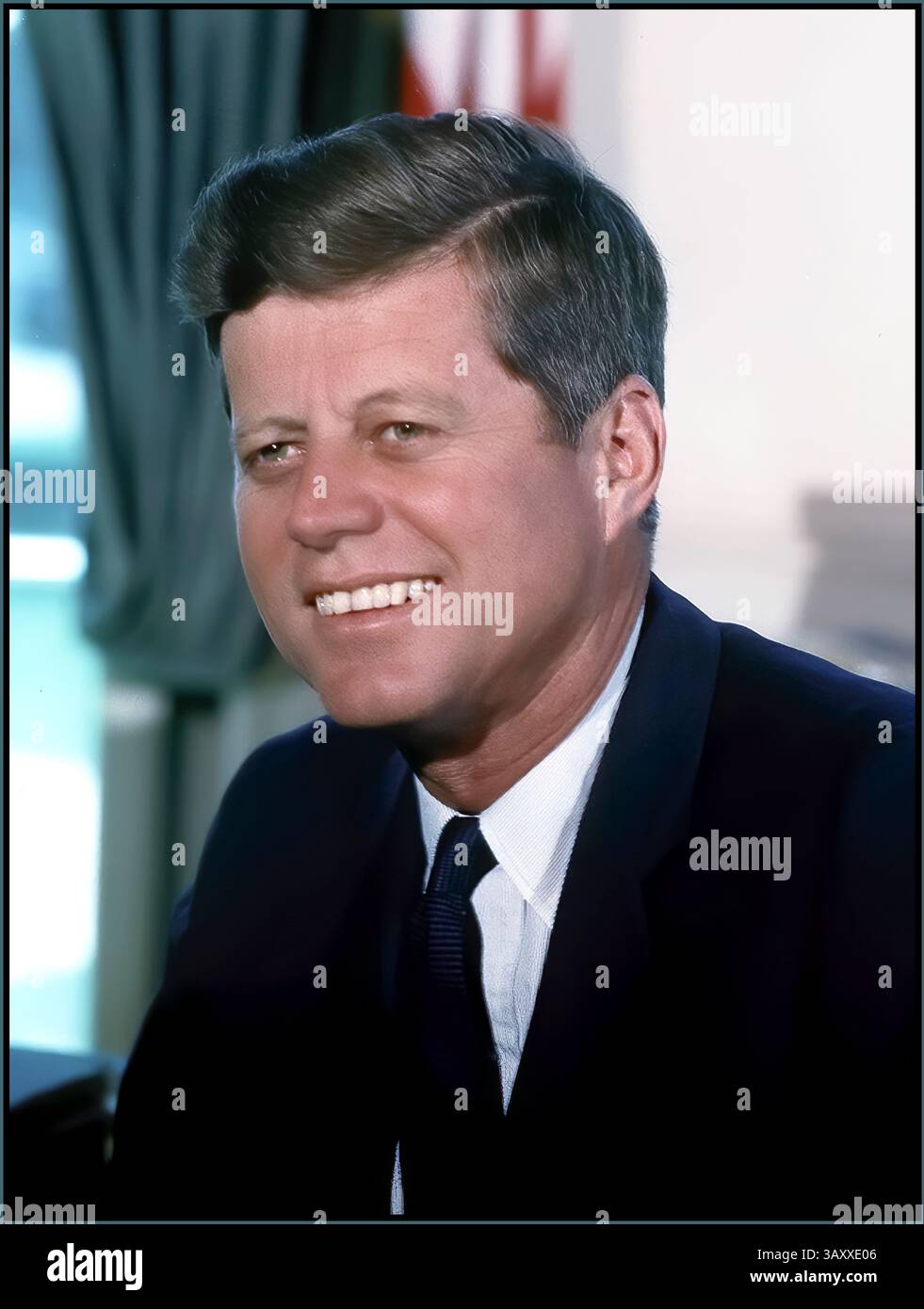 Portrait photograph seated in the oval office white house hi-res stock ...