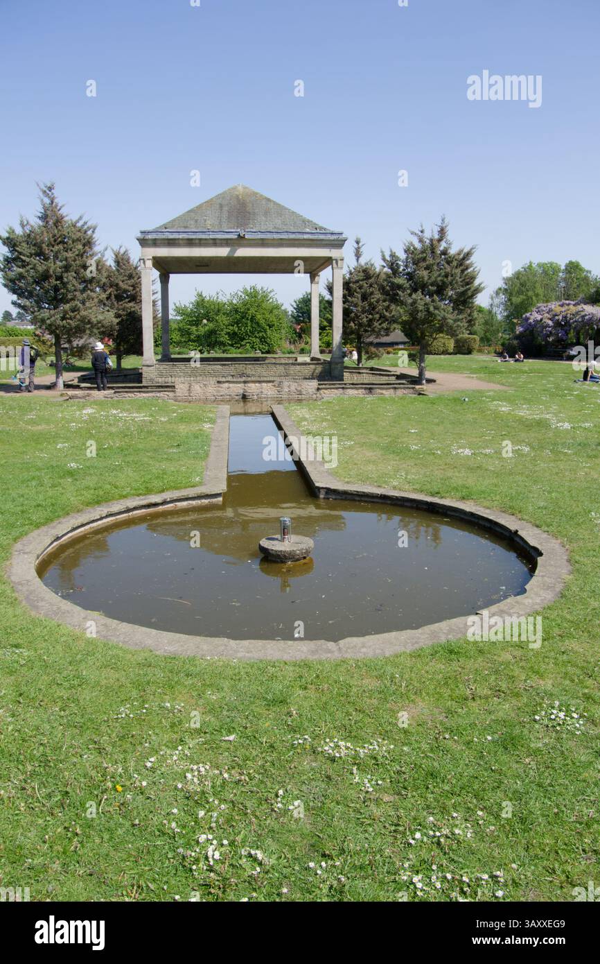Fountain and bandstand in Waterloo Park, Norwich, Norfolk, UK Stock ...