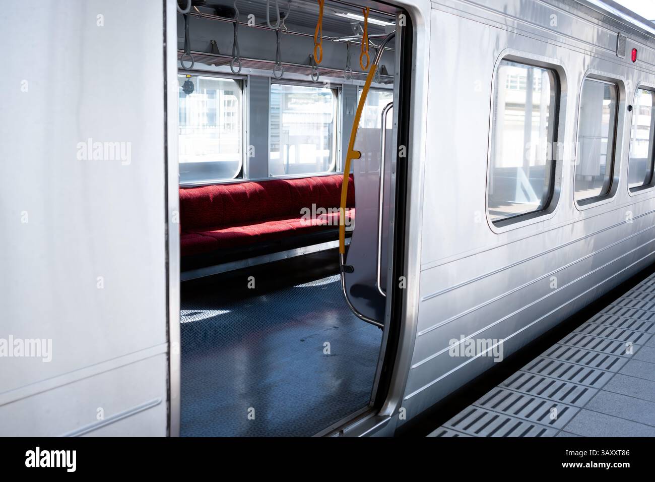 Interior passenger pov inside train hi-res stock photography and images ...