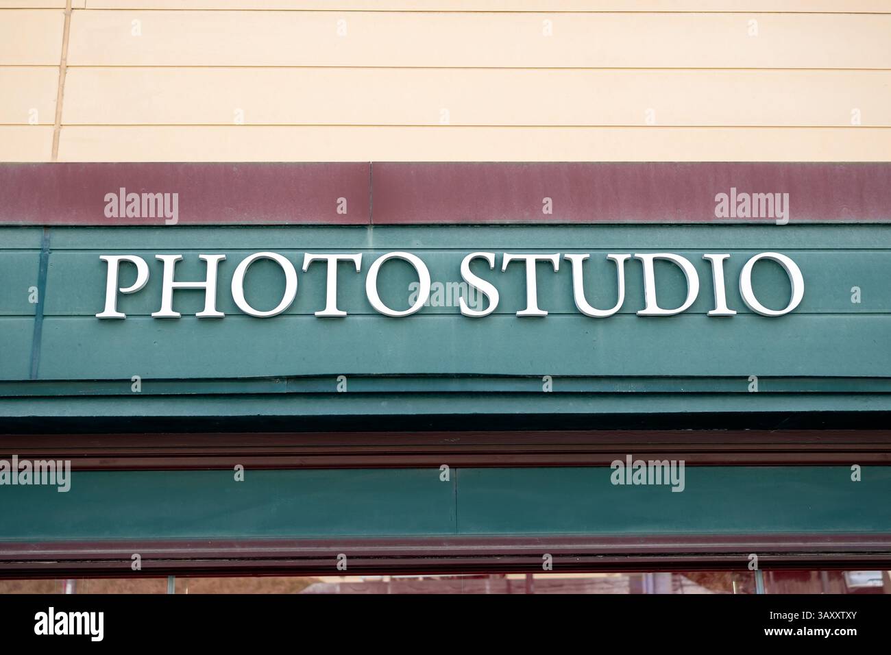 Photo Studio exterior building sign Stock Photo - Alamy