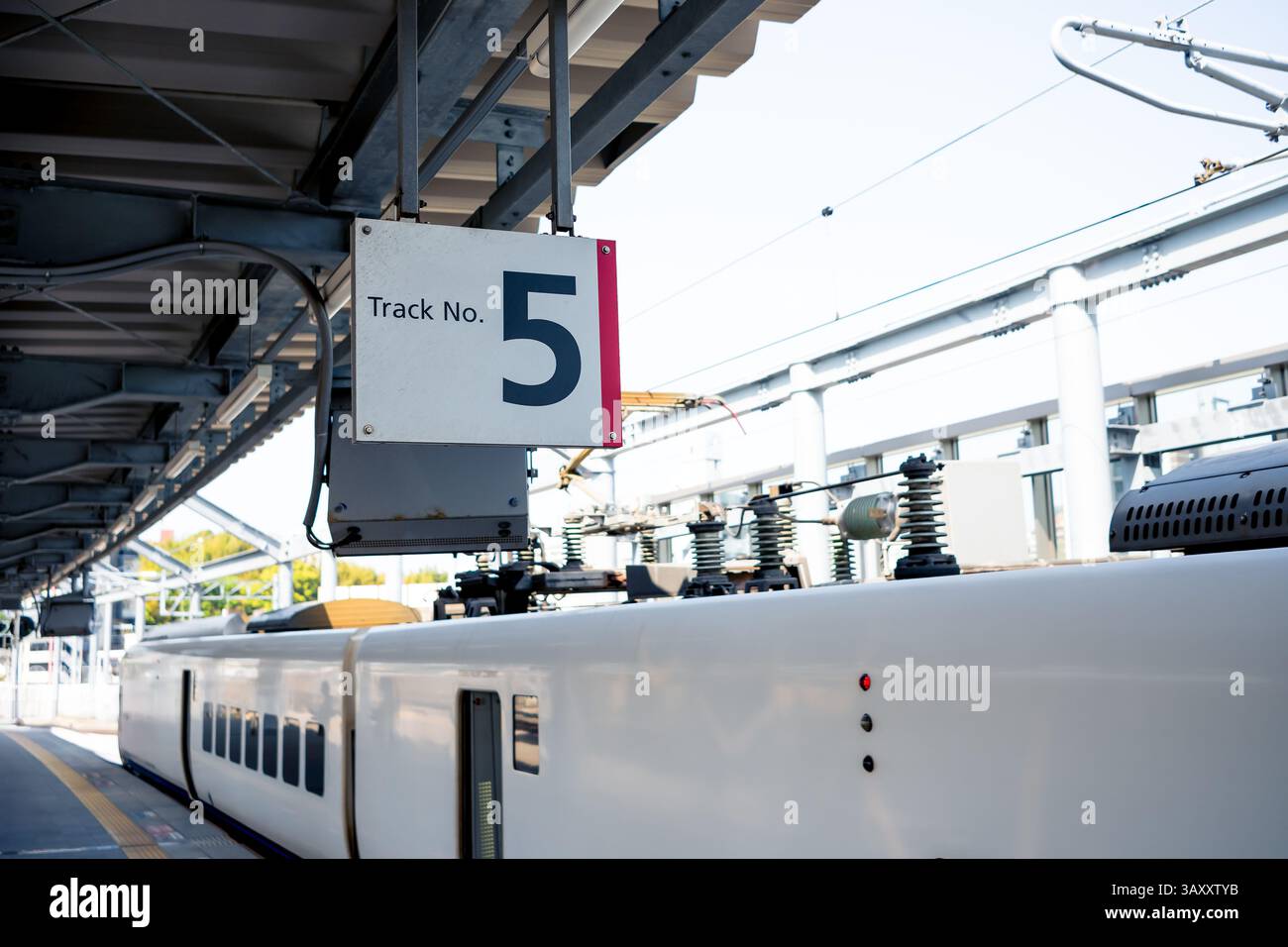 Platform info hi-res stock photography and images - Alamy