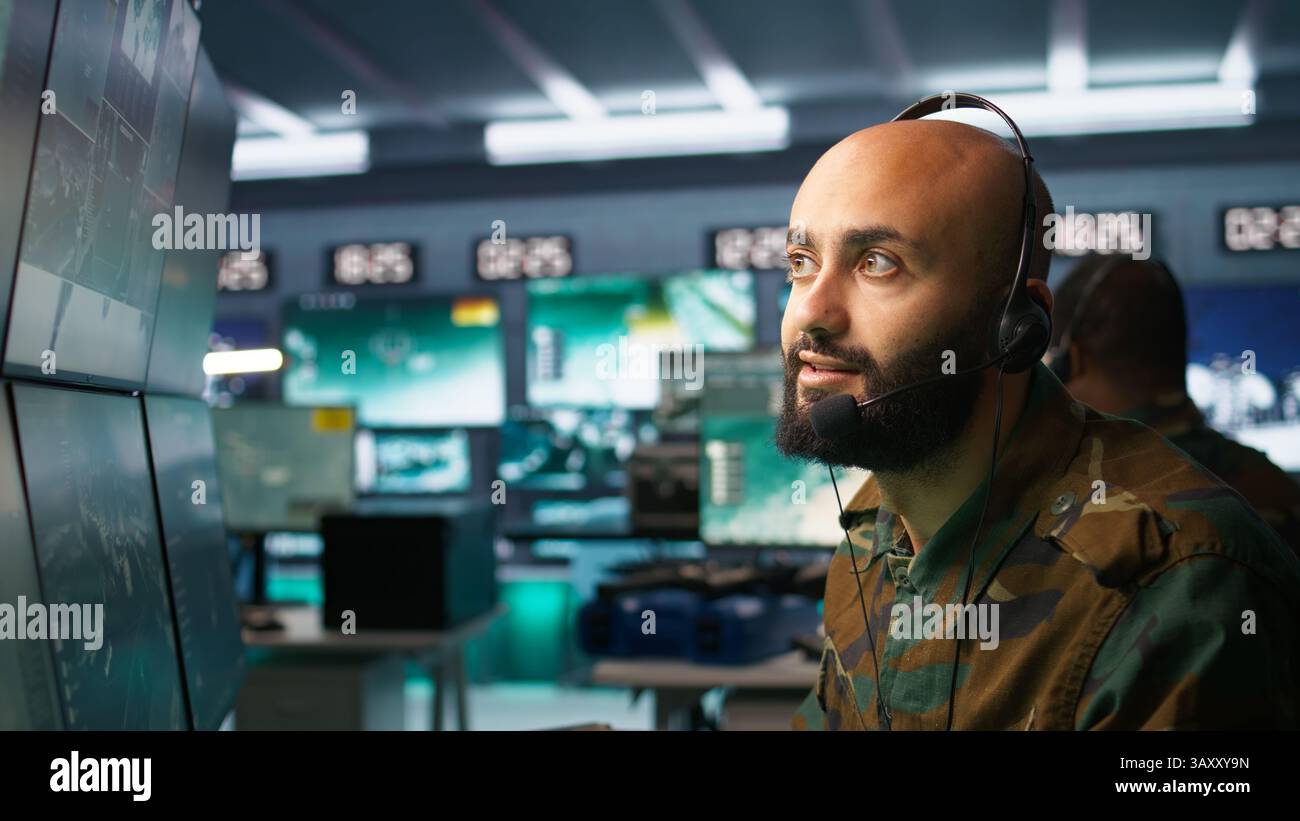 Middle eastern military dispatcher hi-res stock photography and images ...