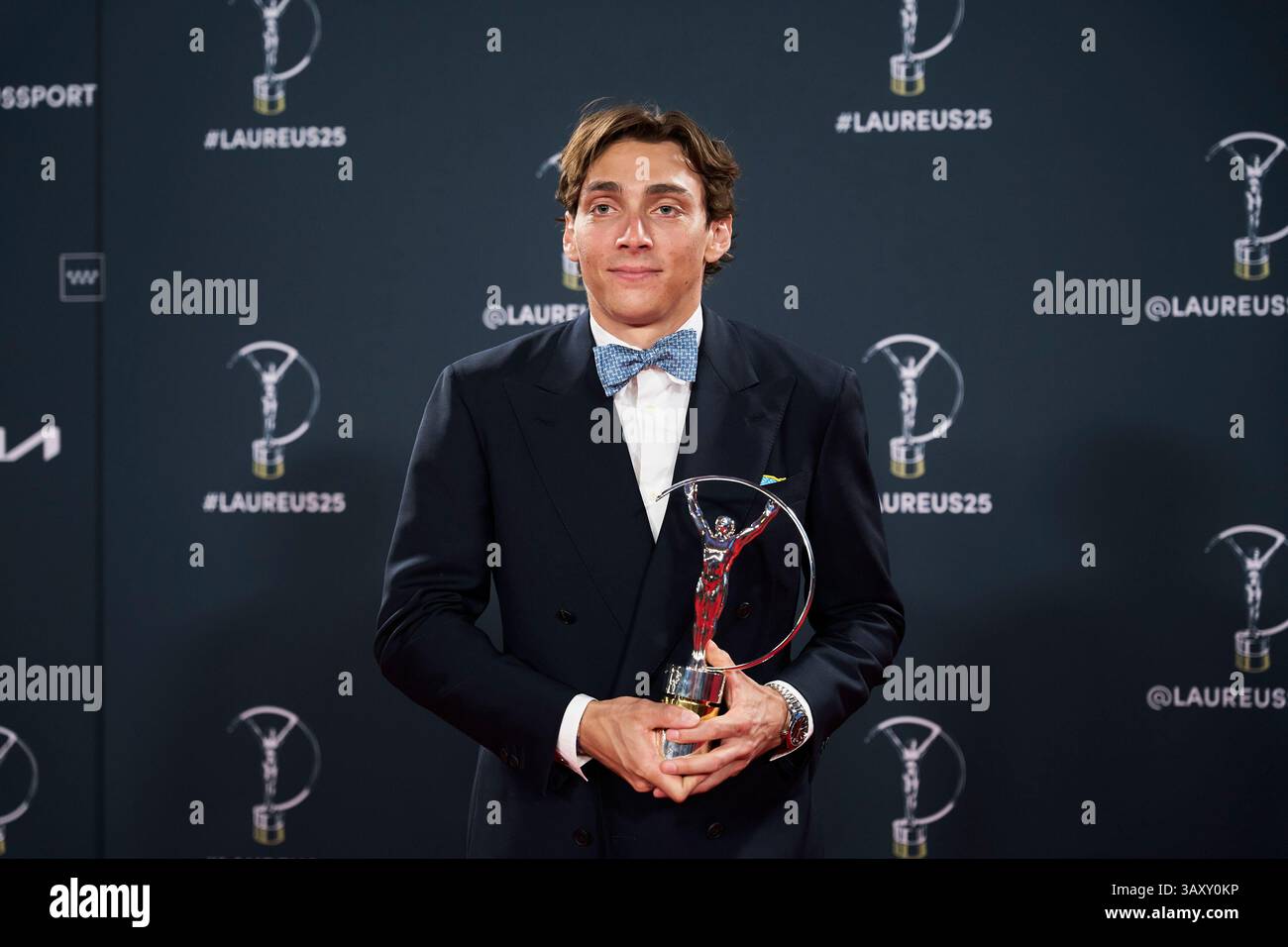 Mondo Duplantis named Sportsman of the Year poses as Winner at the 25th ...